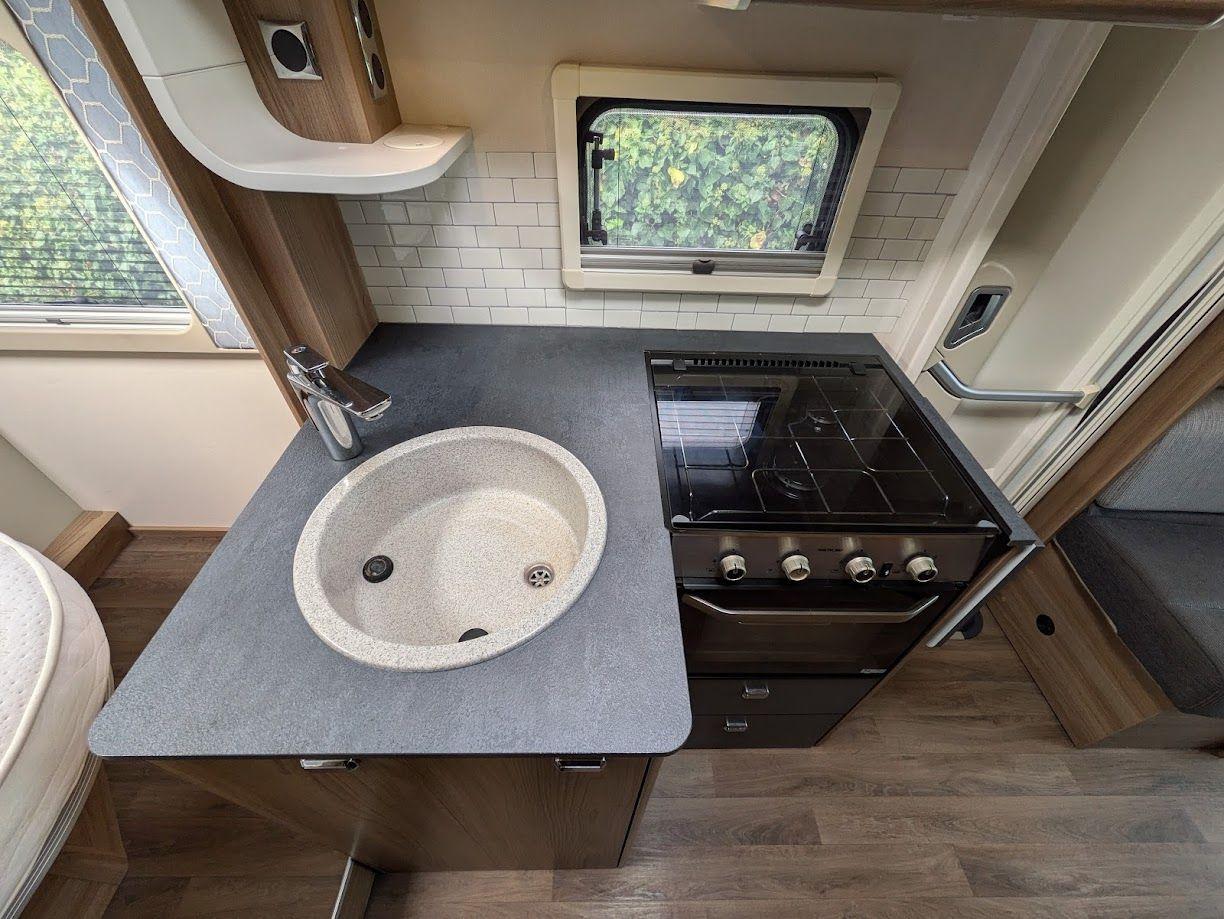 2019 Swift Escape 694 For Sale - MotorhomeMarketplace.co.uk